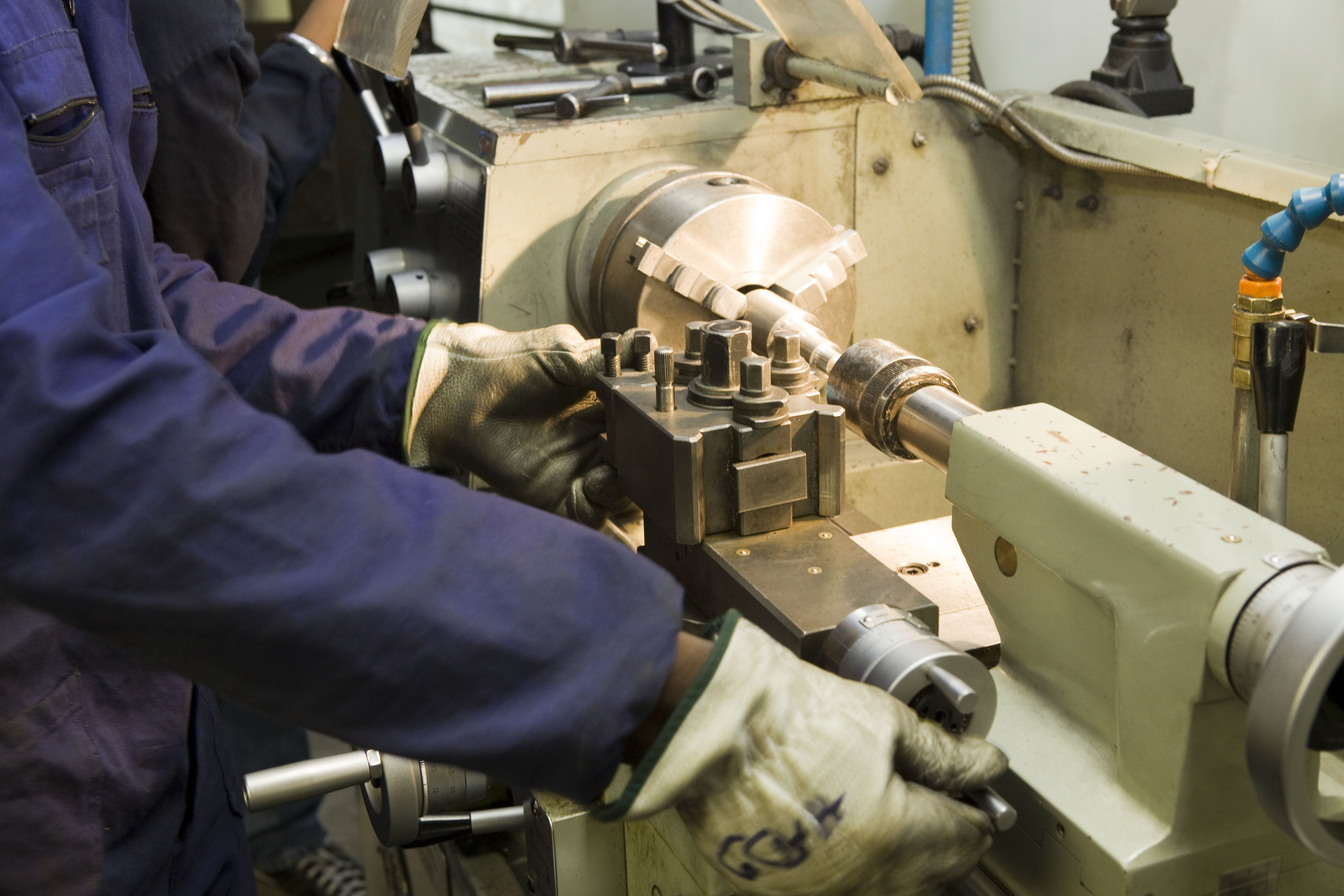 Corso pratico di macchine utensili CNC a Vicenza > Penta Formazione